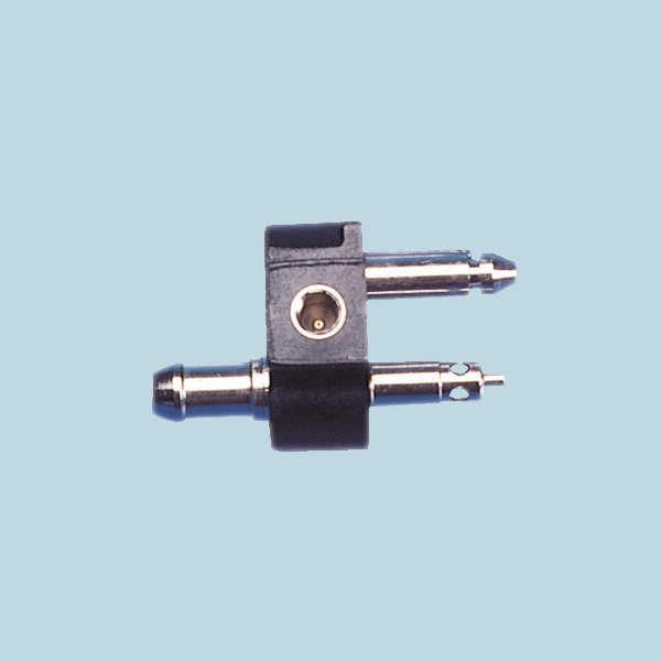 349.45 Fuel line tank connector